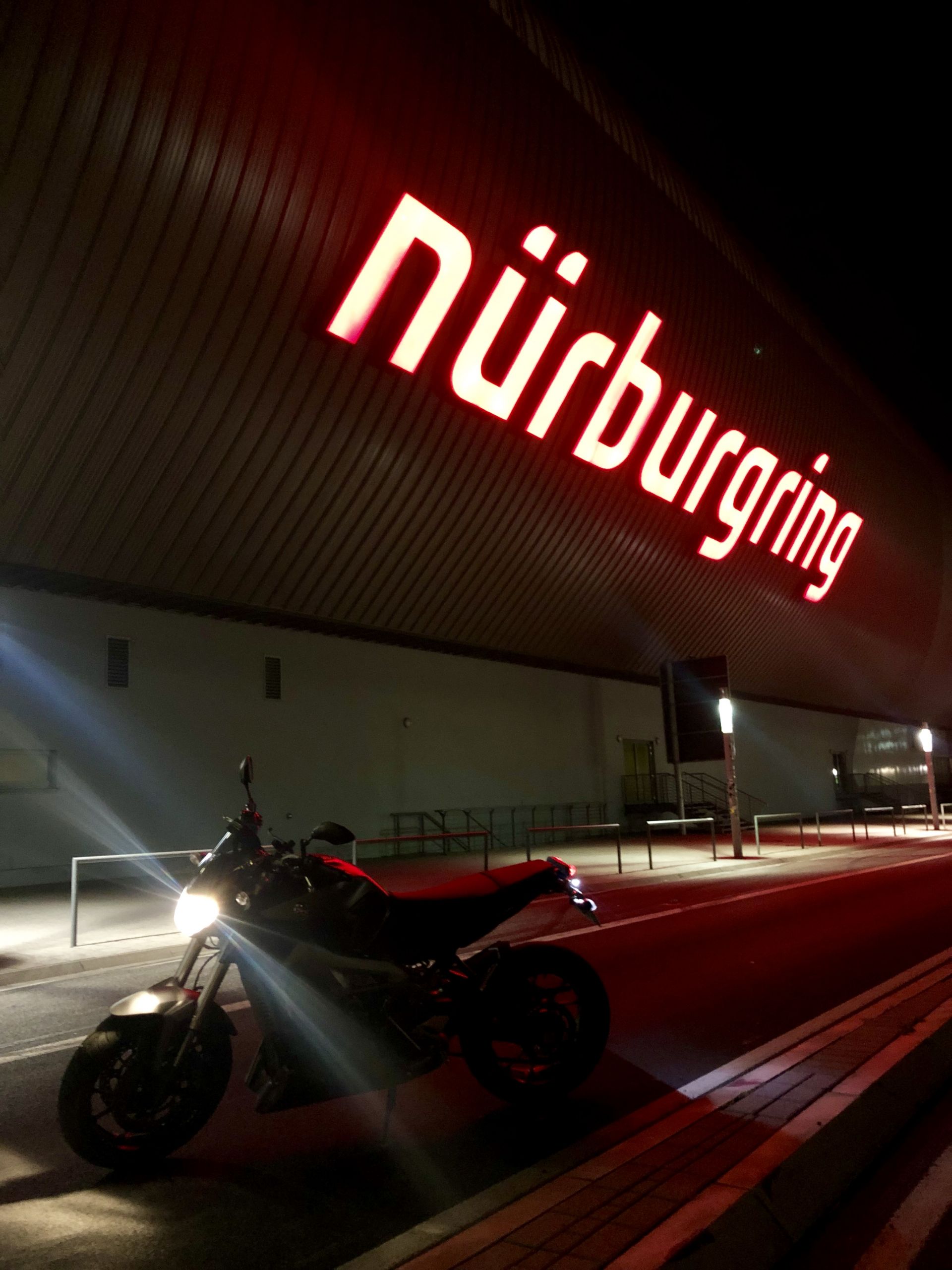 What it’s like to race around the Nürburgring - CBS WIRE