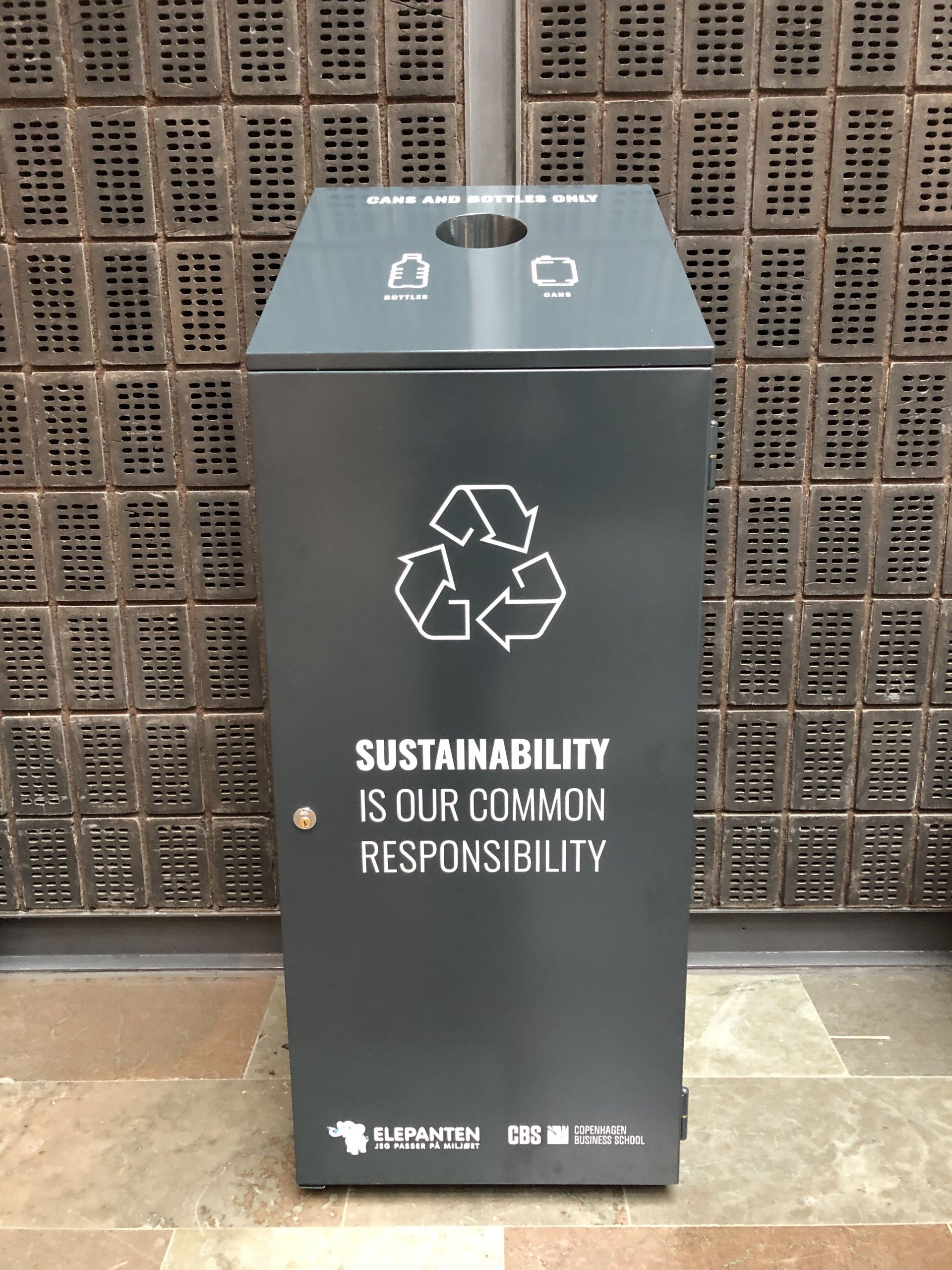 All CBS canteens get permanent recycling stations and a return system ...