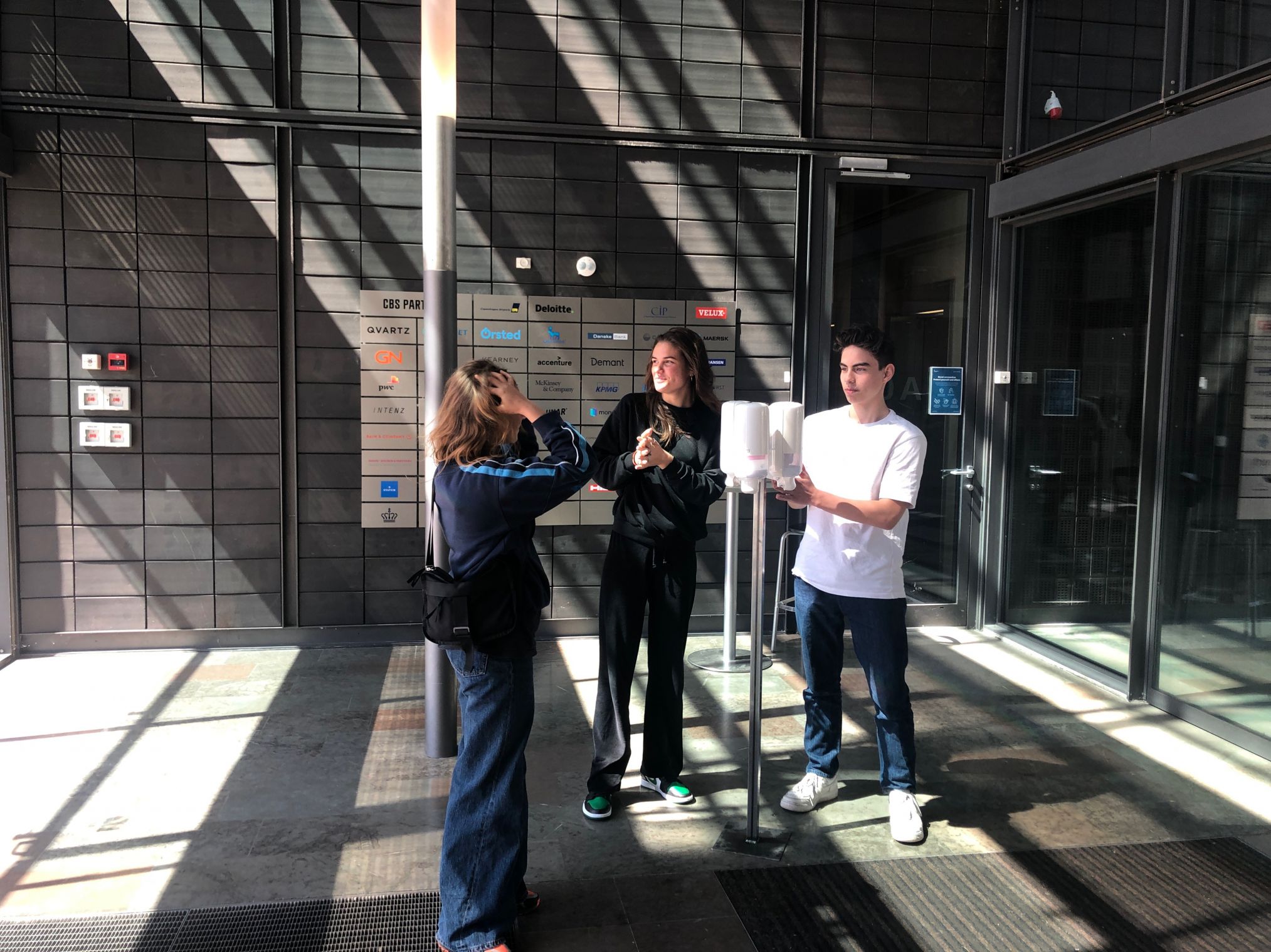 CBS opens its doors to school students - CBS WIRE