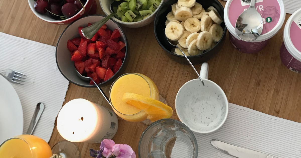 How social meals helped me make friends at university - CBS WIRE