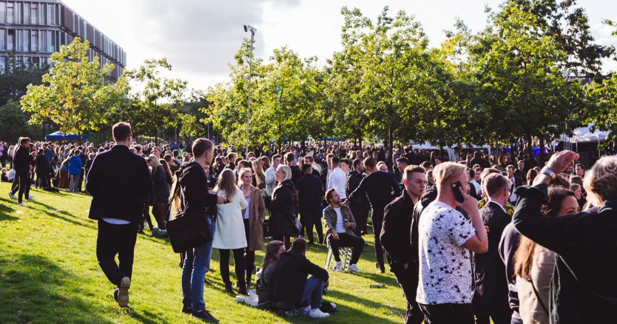 9,000 students invited to epic 12-hour Semester Start Celebration - CBS ...