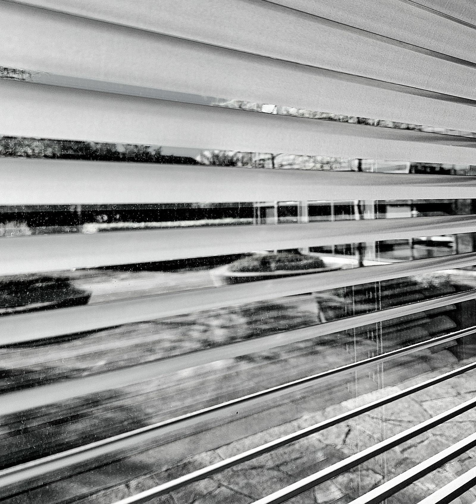 Layoffs break the crucial trust between organisation and employee - CBS ...